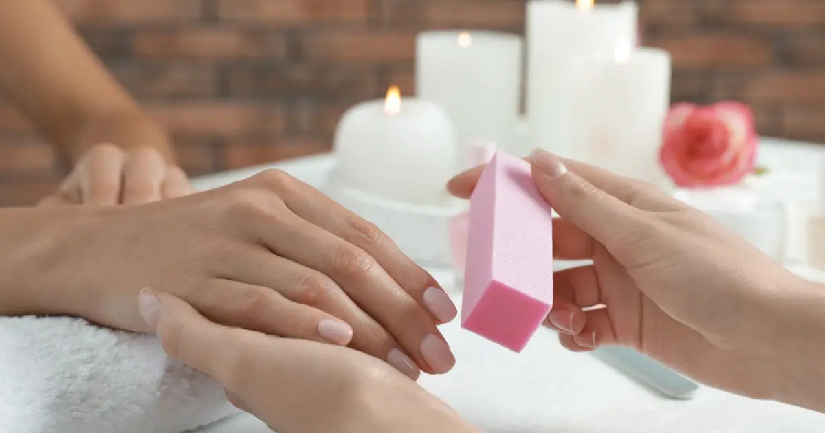 How Do You Use a 4-Way Nail Buffer? - Our Complete Guide